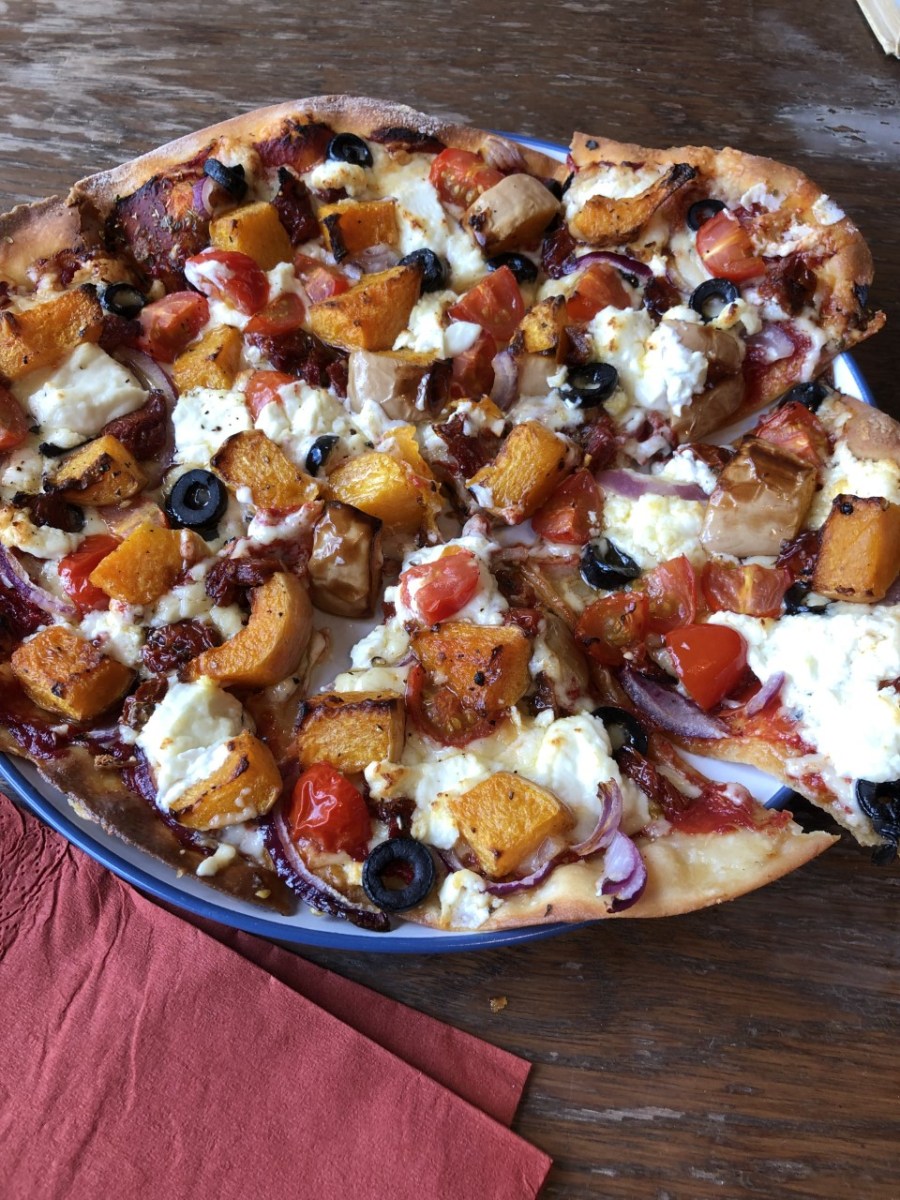 Homemade Fully Loaded Veggie Pizza – Pesky Recipes