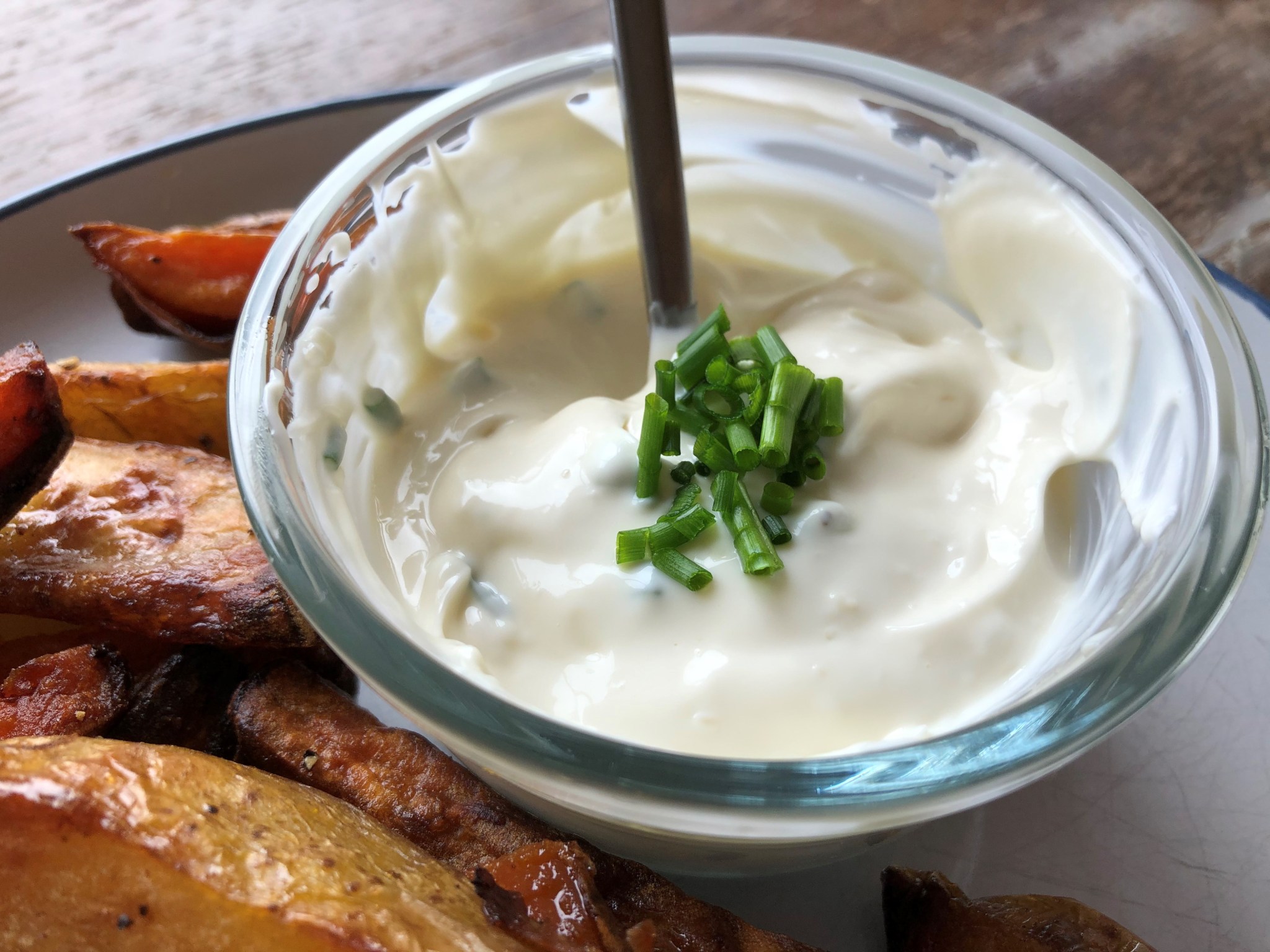 The Best Garlic Mayo Dip – Pesky Recipes