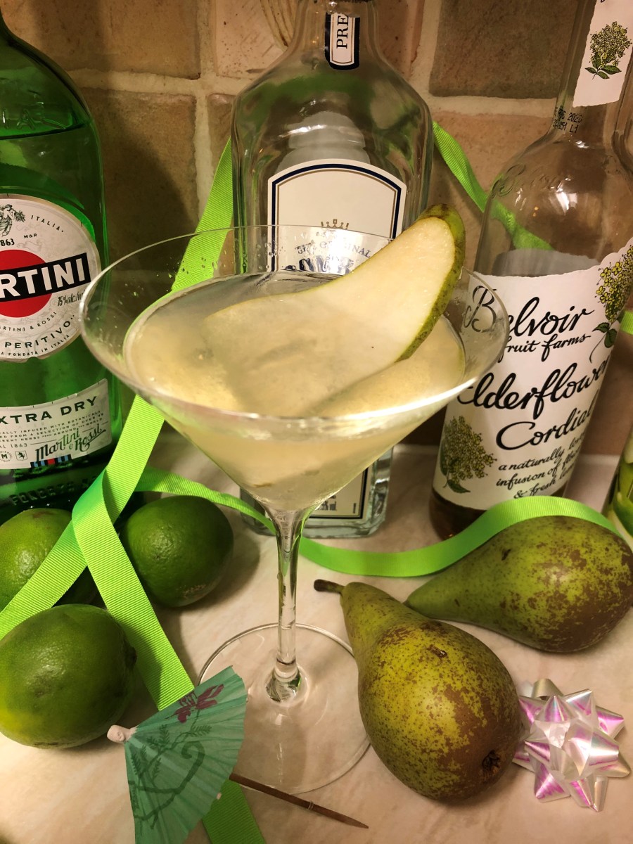 Elderflower and Pear Martini – Pesky Recipes