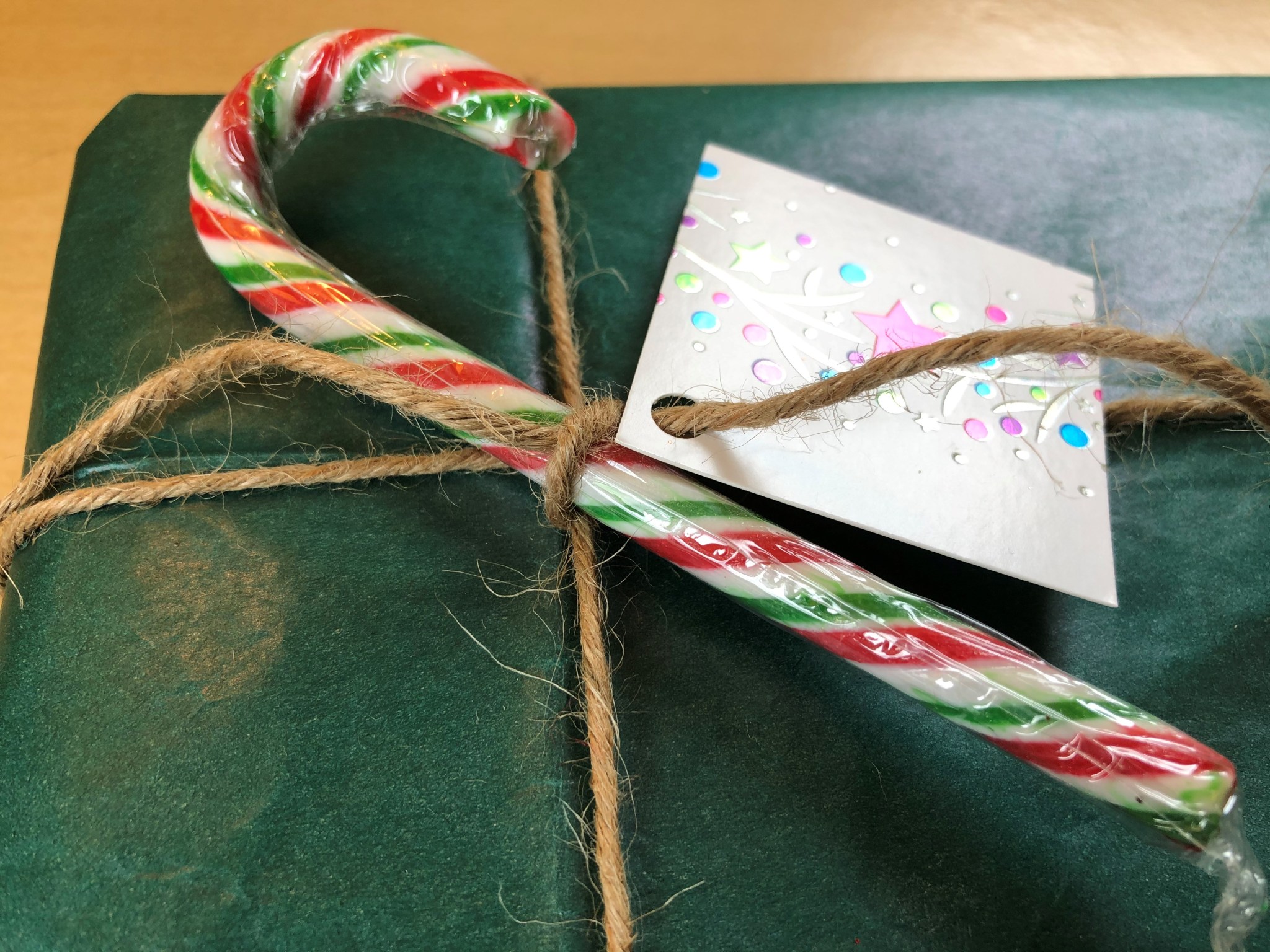 Green Wrapping – Paper and String – Pesky Recipes