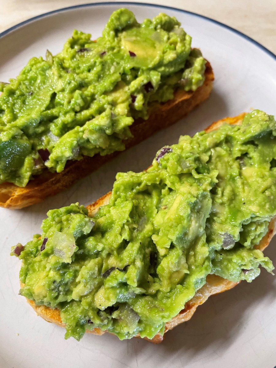 Smashed Avocado – Pesky Recipes